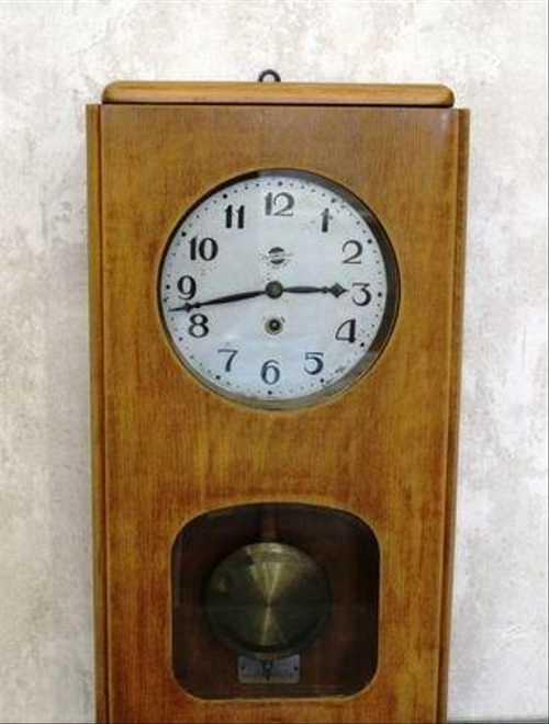 Маятник часов очз. ОЧЗ часы с маятником. Часы настенные с маятником ОЧЗ. ОЧЗ часы с маятником 1953. ОЧЗ часы с маятником СССР.