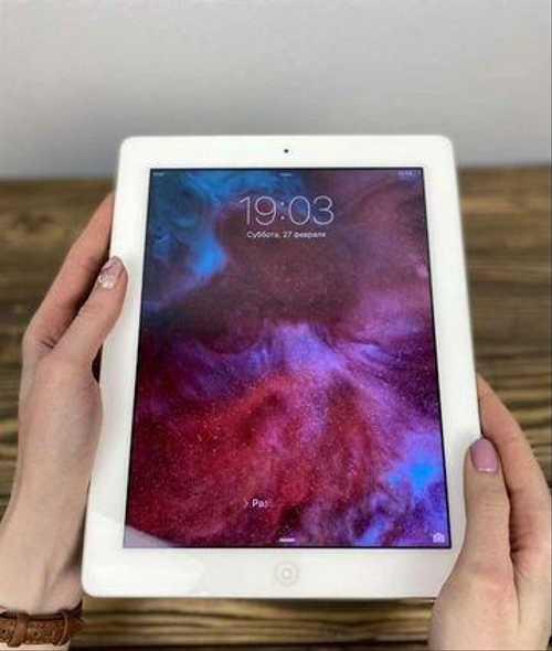 Apple iPad 3 / Белый / 16гб / Wi-Fi