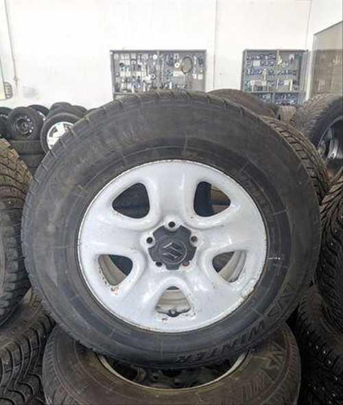 225/70 R 16 Yokohama Winter