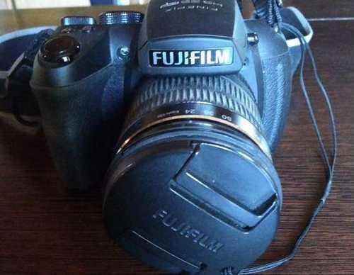 Fujifilm Finepix HS25EXR
