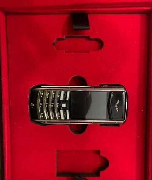 Телефон Vertu Ferrari