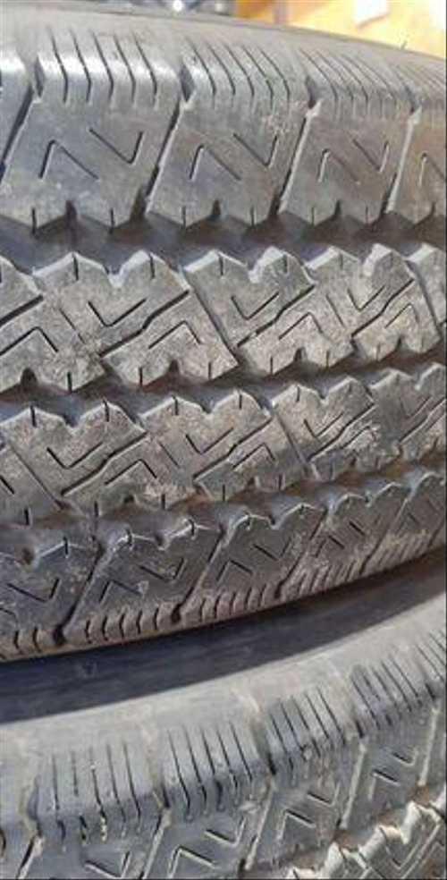 Bridgestone 215/75 R17.5