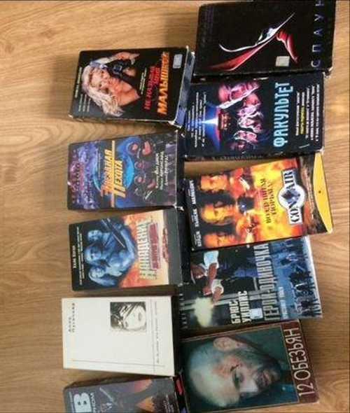 Кассеты екатеринбург. Корпорация Арена VHS. Корпорация Арена DVD. Видеокассеты Пенза. Arena Corporation VHS.