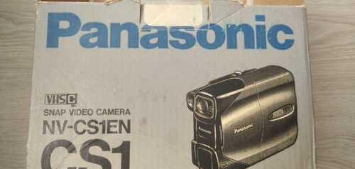 Видеокамера Panasonic + адаптер для кассет