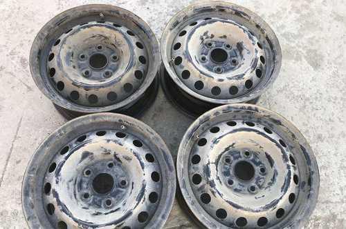 Стальные диски Toyota R15 5x114,3