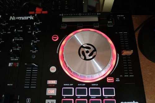 Dj контроллер Numark MixTrack PRO 3