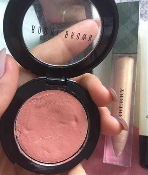 Bobbi Brown pot rouge for lips and cheeks