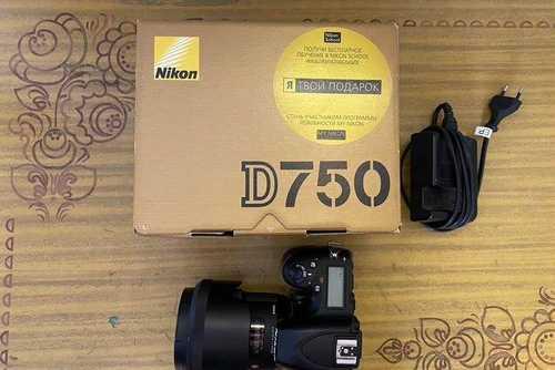 Зеркальный фотоаппарат Nikon D750