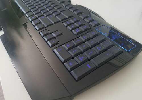 Игровая клавиатура Razer Lycosa