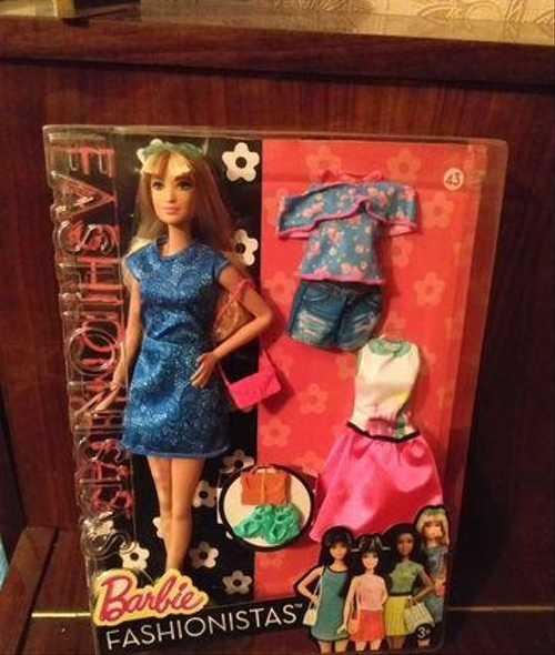 Barbie fashionistas