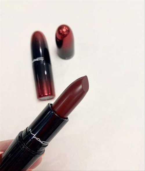 Помада MAC Love me lipstick 425 Maison Rouge
