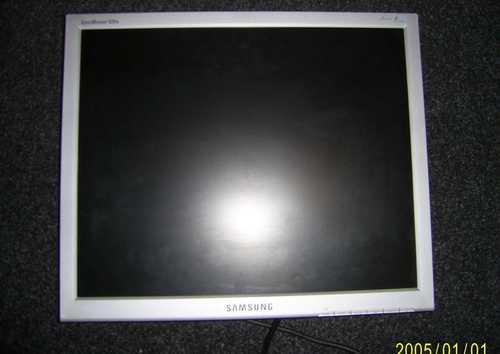 Монитор SAMSUNG 19 " gh19ls