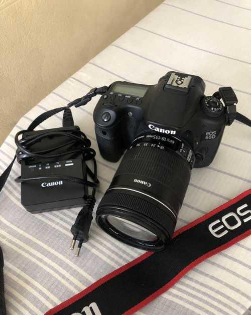Фотоаппарат Canon EOS 60D + объектив