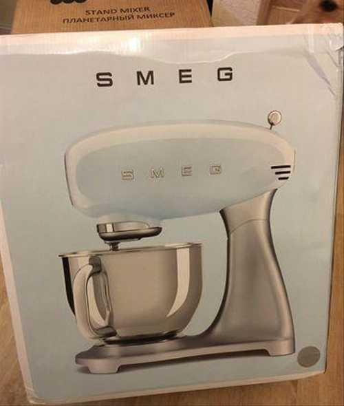 Миксер smeg smf02 sveu серый