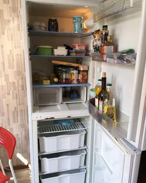Холодильник Indesit на запчасти