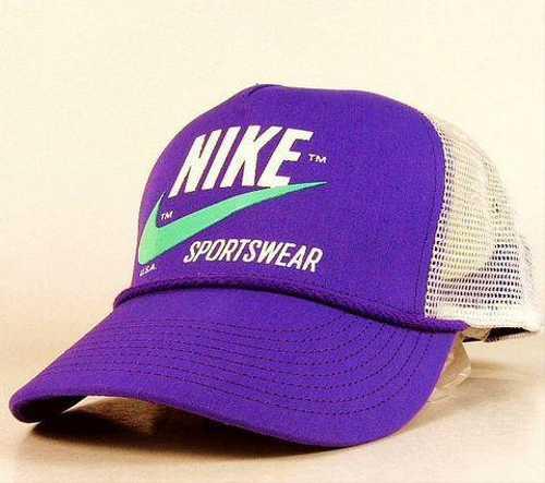 Новая кепка Nike