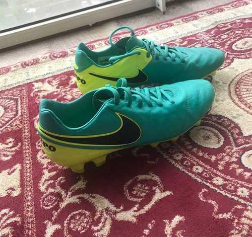 Бутсы Nike Tiempo