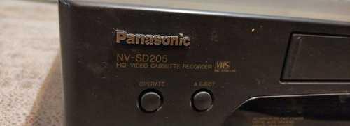 Видеомагнитофон, касетник Panasonic NV-SD205