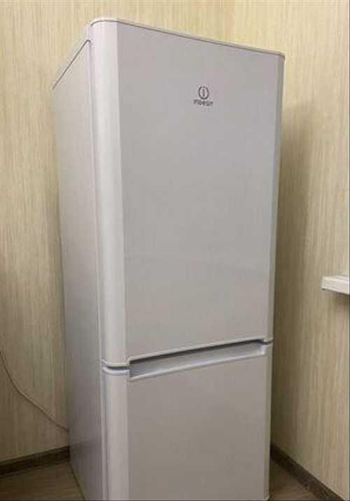 Холодильник Indesit BIA15 б/у