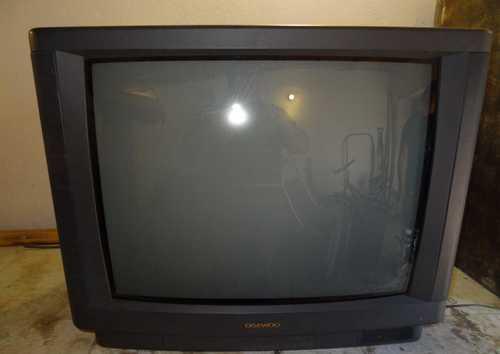 Продам телевизор диагональ 25 (63 см)
