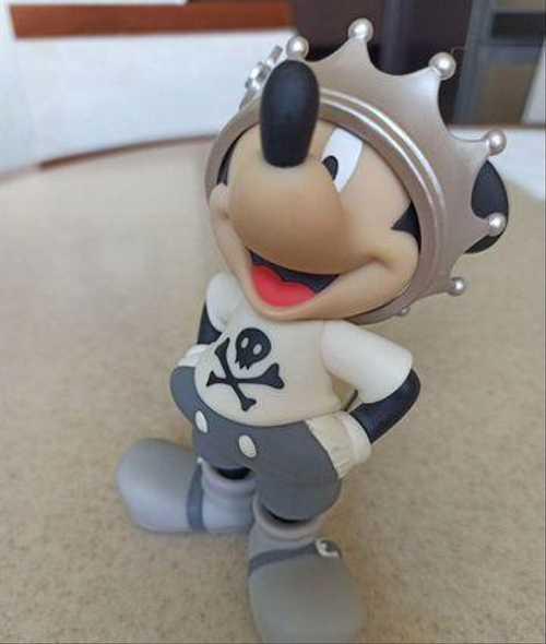 Mickey Mouse (Crown Mickey) Medicom