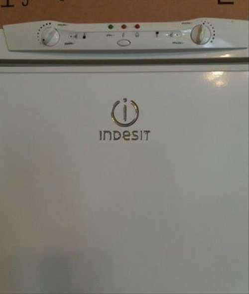 Холодильник Indesit C236G
