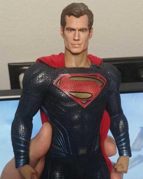 Hot Toys Superman BvS