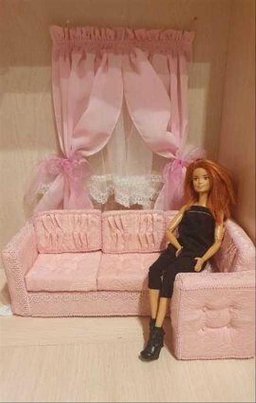 Угловой диван для Барби