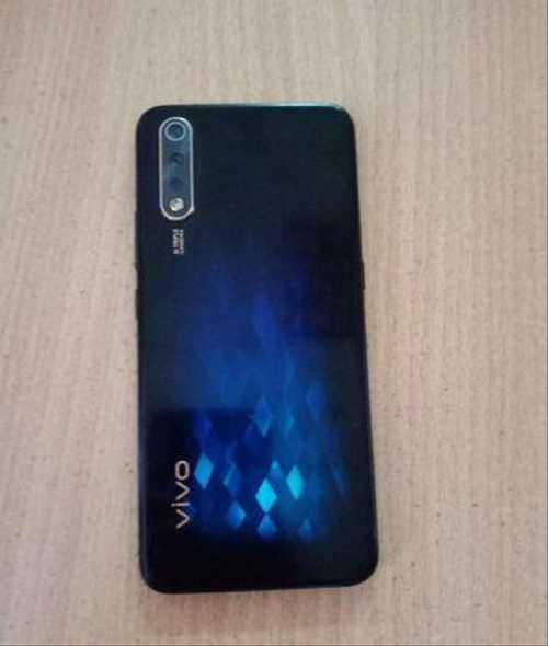 Телефон Vivo v17 neo