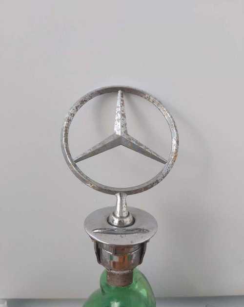 Значок Mercedes Benz