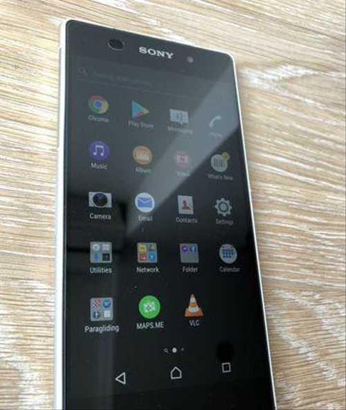 Телефон Sony xperia z2