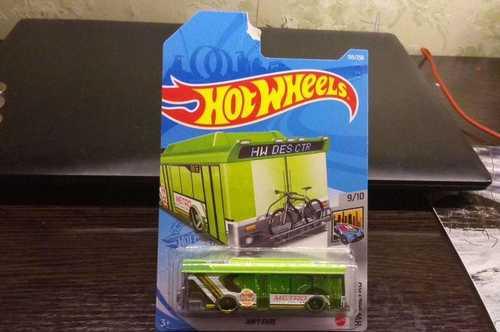 Модель HotWheels