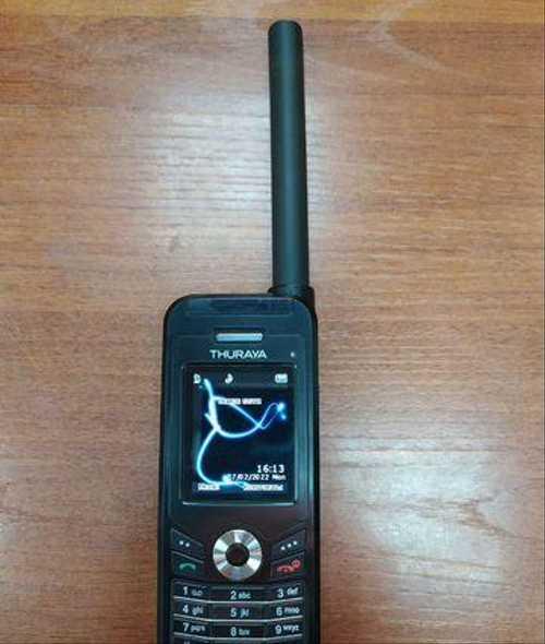 Спутниковый телефон Thuraya xt