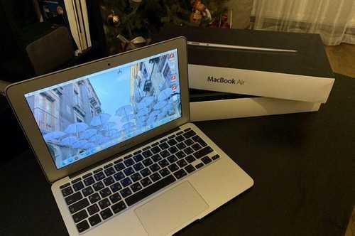 Apple MacBook Air 11 (2010)