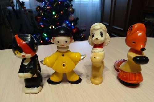 Куклы и игрушки СССР,колкий пластик,одним лотом