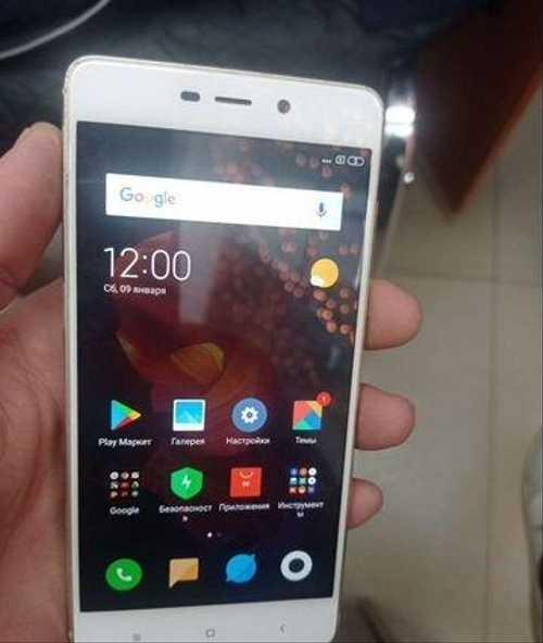 Телефон Xiaomi Redmi 4 32 Gb