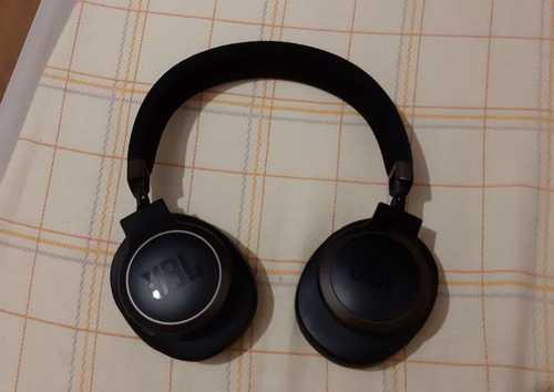 JBL Live 650BT