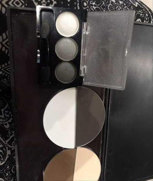 Нвбор косметики