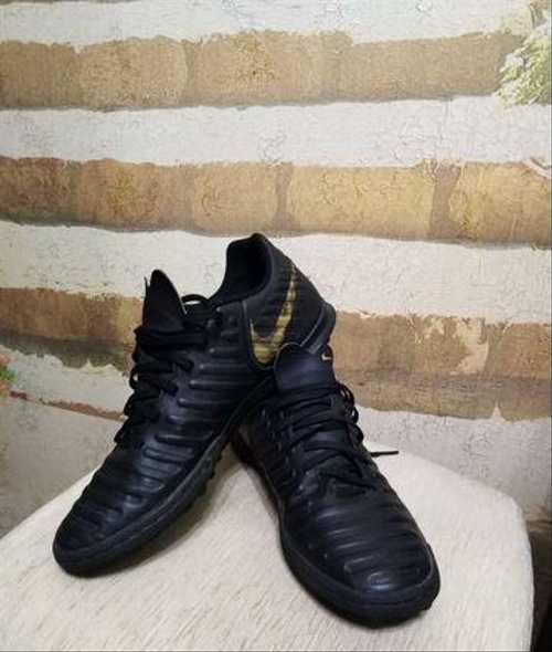 Футбольные бутсы nike 40 размер