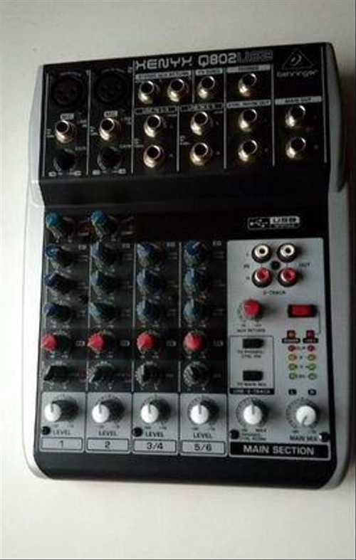 Behringer Xenyx Q802USB