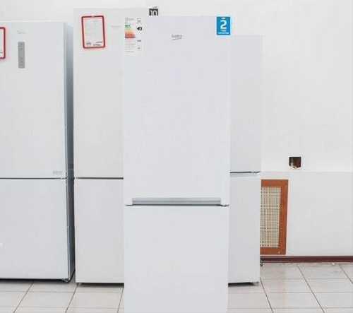 Холодильник Beko rcnk321K00W