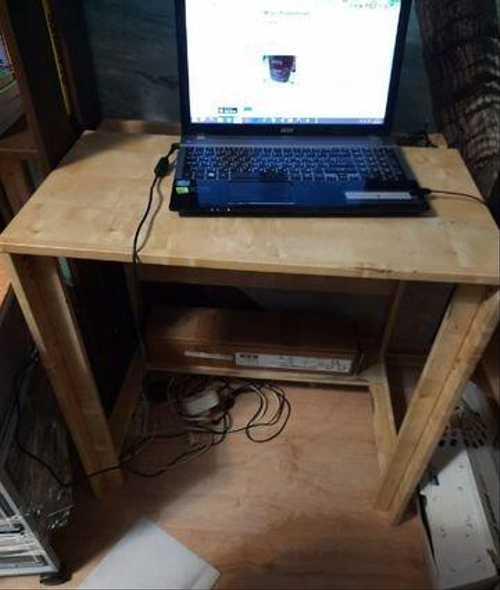 Продам стол небольшой для компьютера
