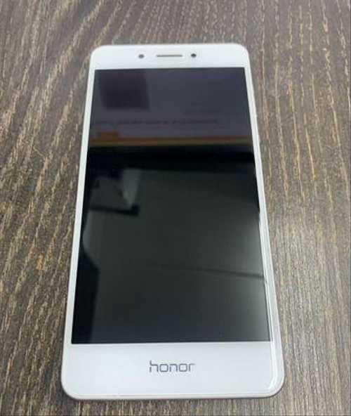Телефон Honor 6C 3/32GB