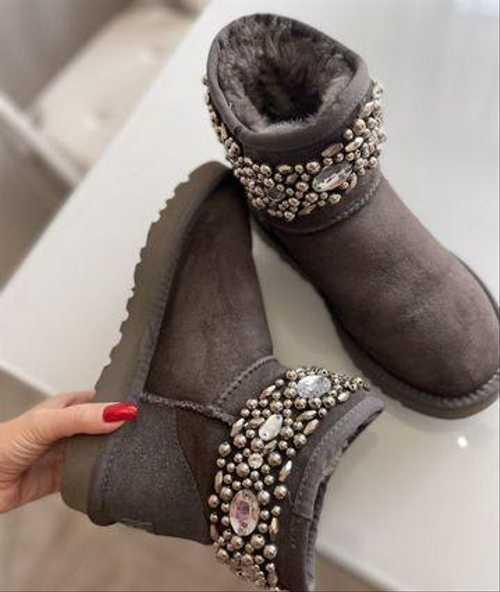 UGG jimmy choo multicrystal grey 36