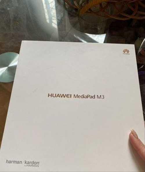 Коробка от поаншета huawei mediaPad m3