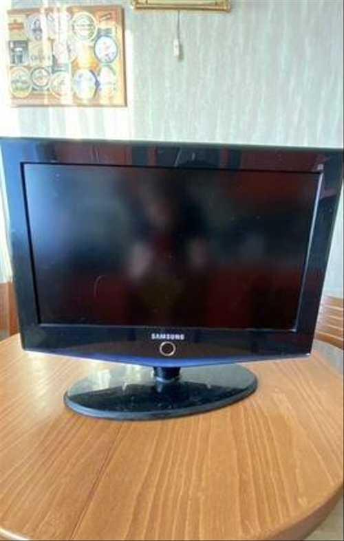 Телевизор Samsung LE23R71B