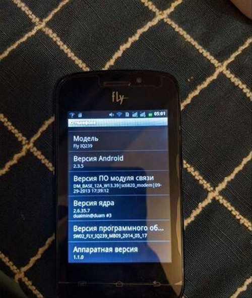 Телефон Fly IQ239