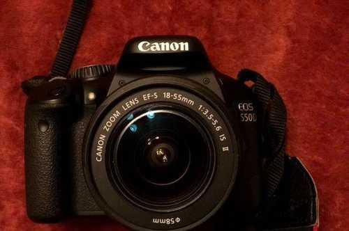 Зеркальный фотоаппарат Canon 550D Kit