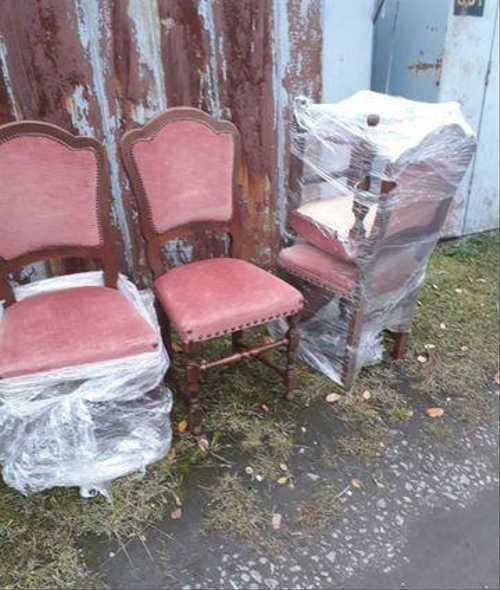 Старинные стулья,кресла