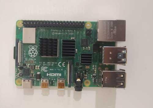 Raspberry Pi 4 (4GB) + бокс + адаптер + карта 32GB